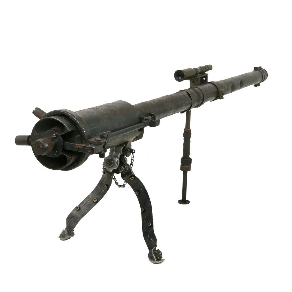 Original U.S. WWII Paratrooper M18 Recoilless Rifle with 57mm Round in ...