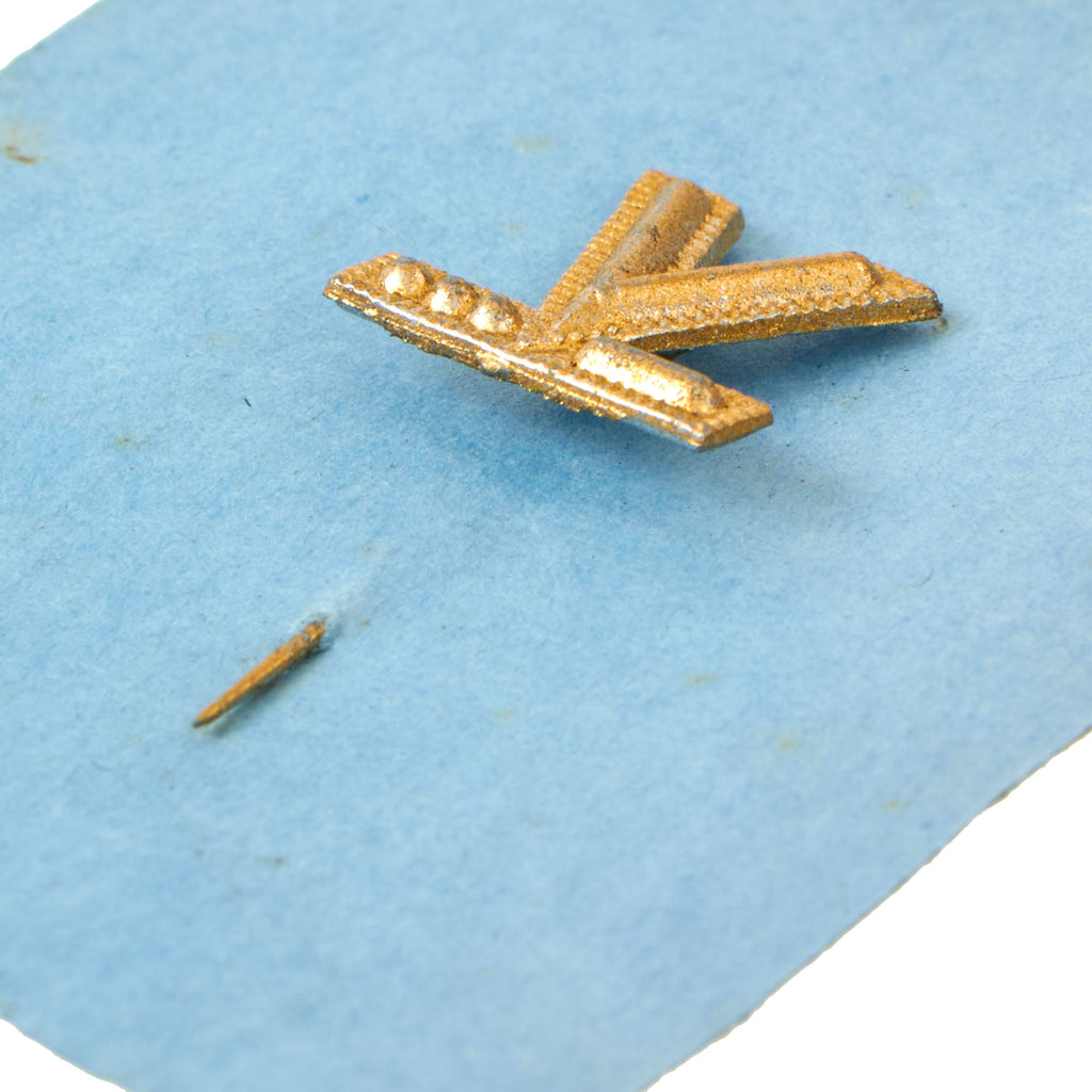 Original U.S. WWII Homefront V for Victory Stick Pin on Original Blue ...