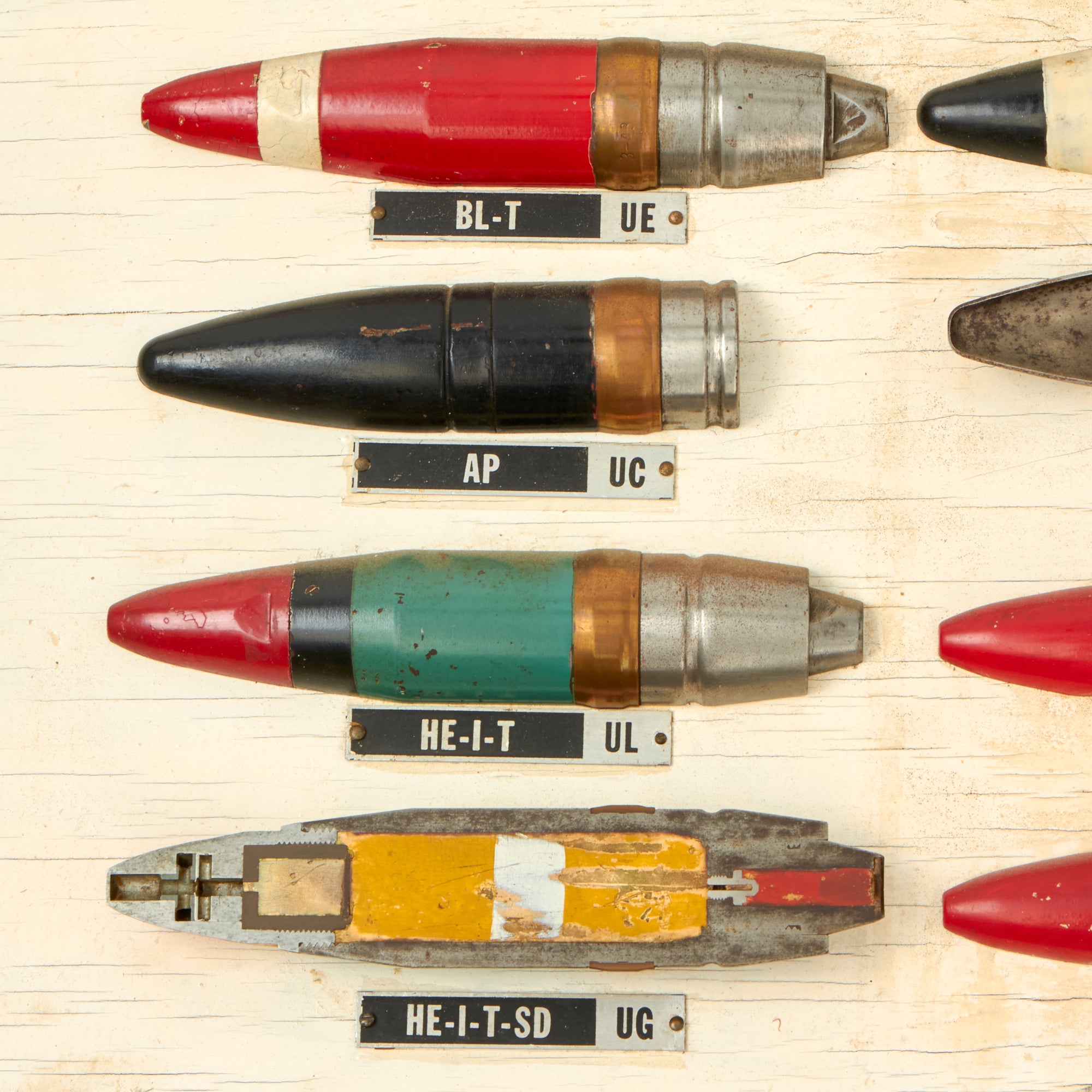 Original U.S. WWII Inert Navy BOFORS 40mm Ammunition Ordnance Display ...