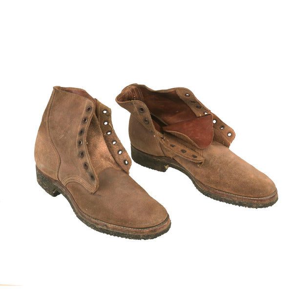 Original U.S. WWII Pair of Marine Corps Unissued USMC Boondocker Boots ...