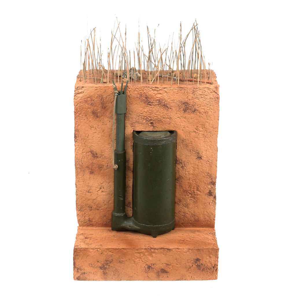 Original U.S. WWII M2A4 Bounding Anti-Personnel Mine With M6A1 Pressur ...