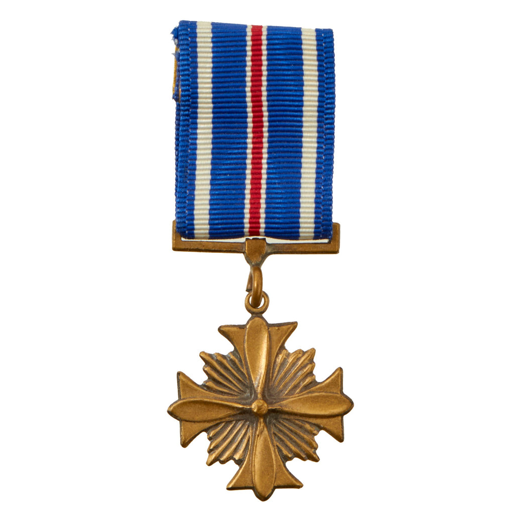 Original U.S. WWII US Distinguished Flying Cross Set With Presentation ...