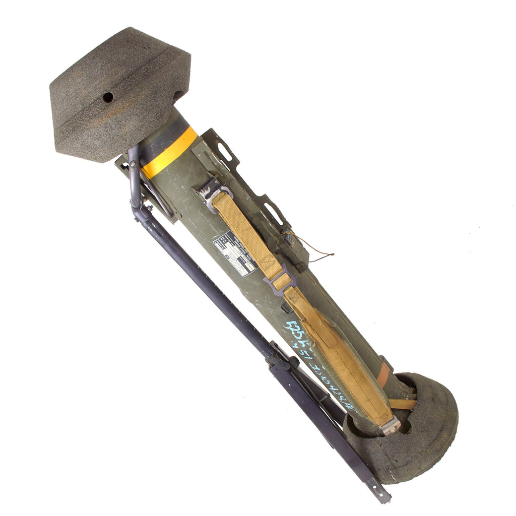 Original U.S. Persian Gulf War Era Inert M47 Dragon Anti-Tank Guided M ...