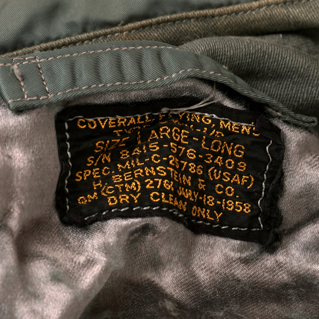 Original U.S. Late Cold War Era Air Force Flight Equipment Grouping wi ...