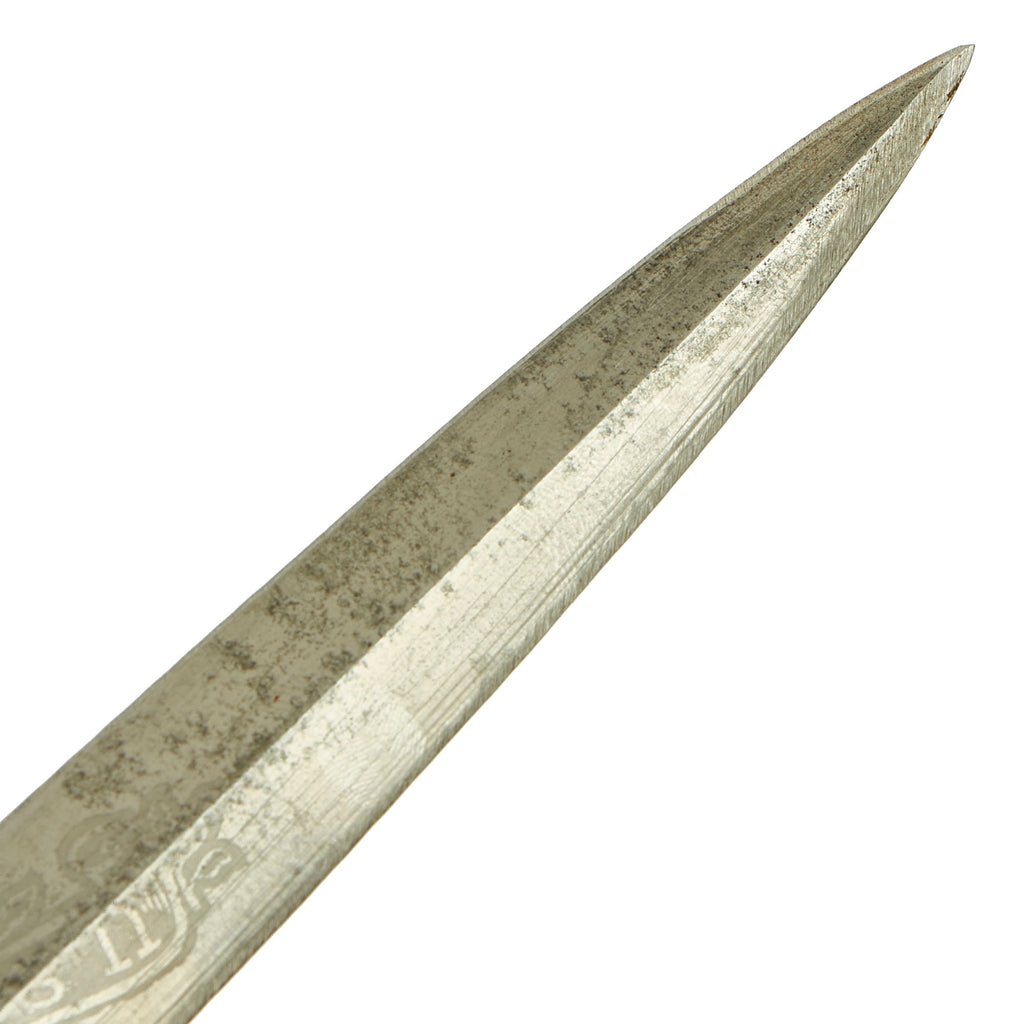 Original U.S. WWII USMC Marine Raider Stiletto Dagger by Camillus with ...