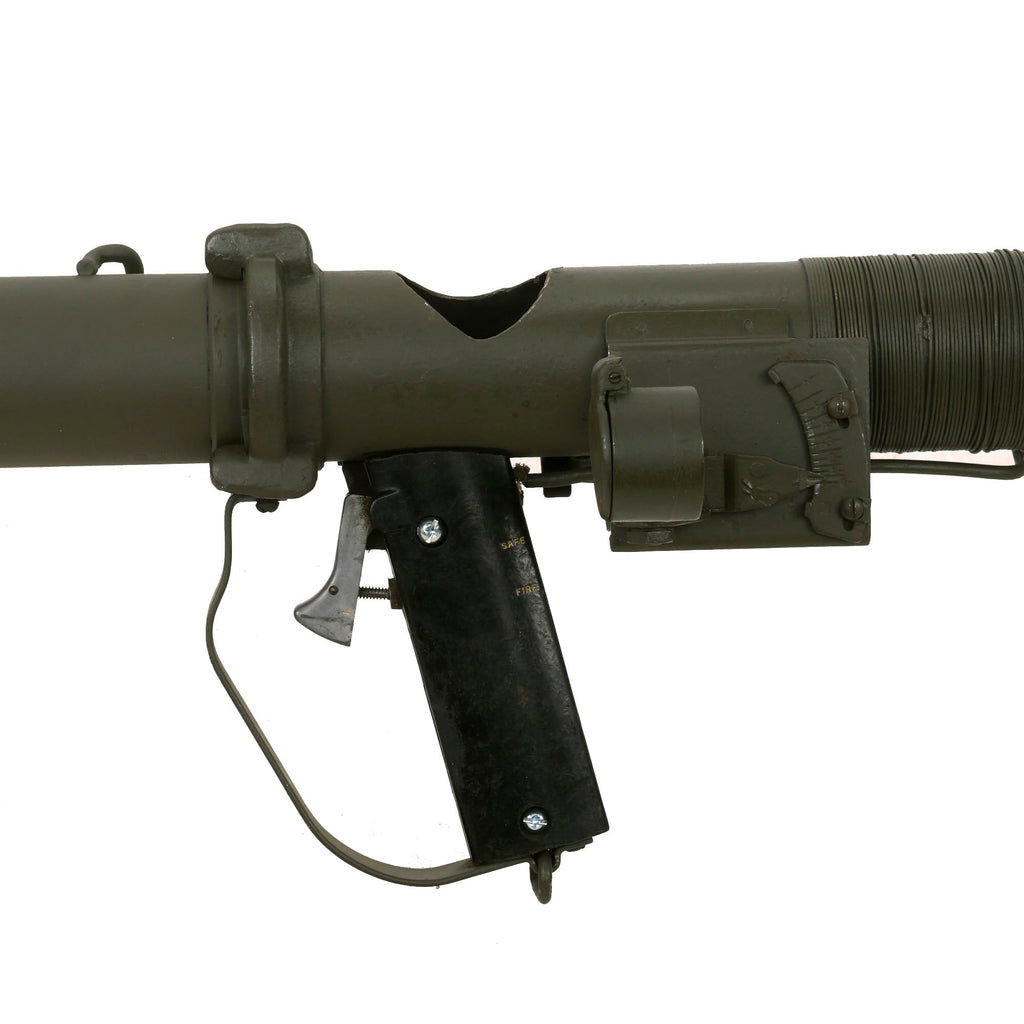 Original U.S. WWII M9A1 Bazooka Anti-Tank Rocket Launcher by General E ...