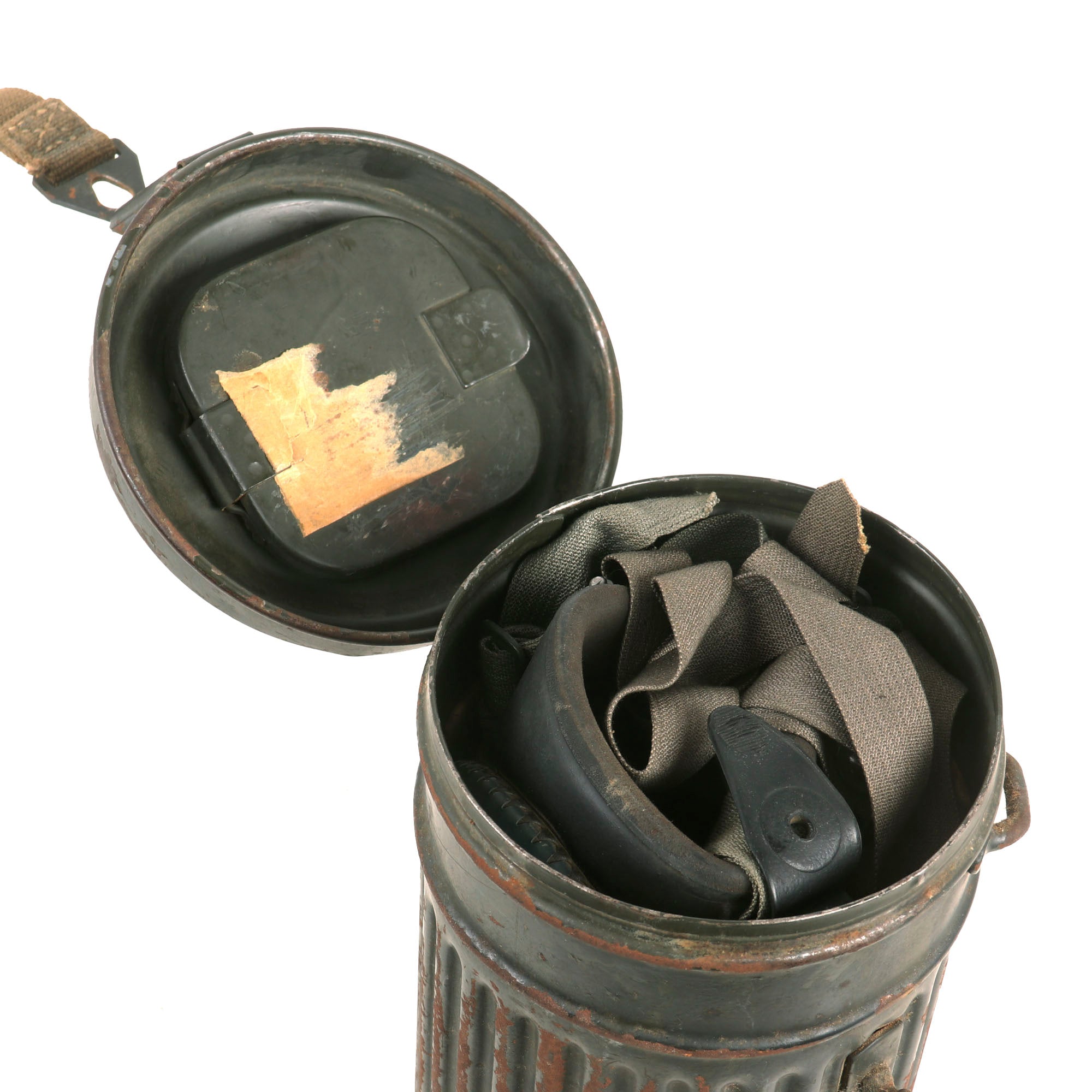 Original German WWII M38 Gas Mask by BMW in Size 1 with Magnetic Fitti ...