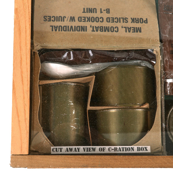 Original U.S. Vietnam War C-Ration Display Case with Cutaway of Box ...