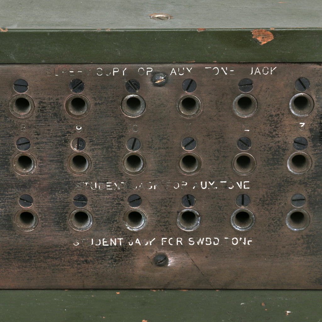 Original U.S. WWII Signal Corps BD-57-A Switchboard Morris Code Traine ...