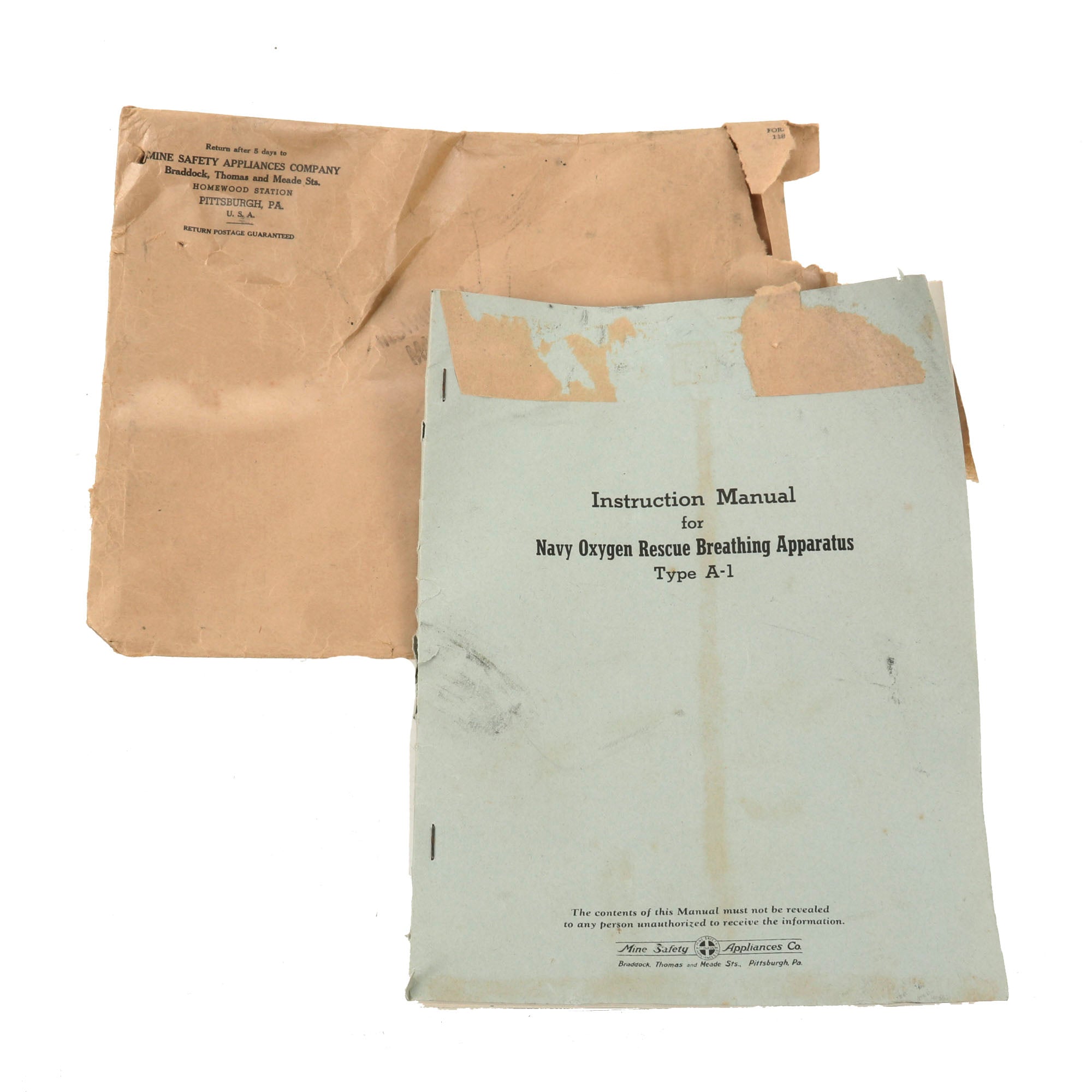 Original U.S. WWII Navy Oxygen Breathing Rescue Apparatus Type A-1 wit ...