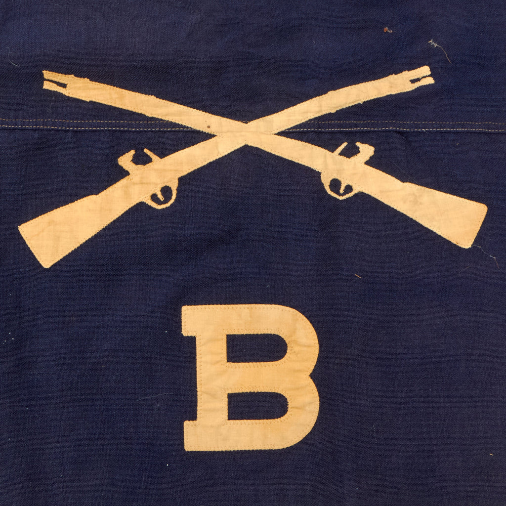 Original U.S. WWII 220th Infantry Regiment 1st Battalion Company B Swa ...