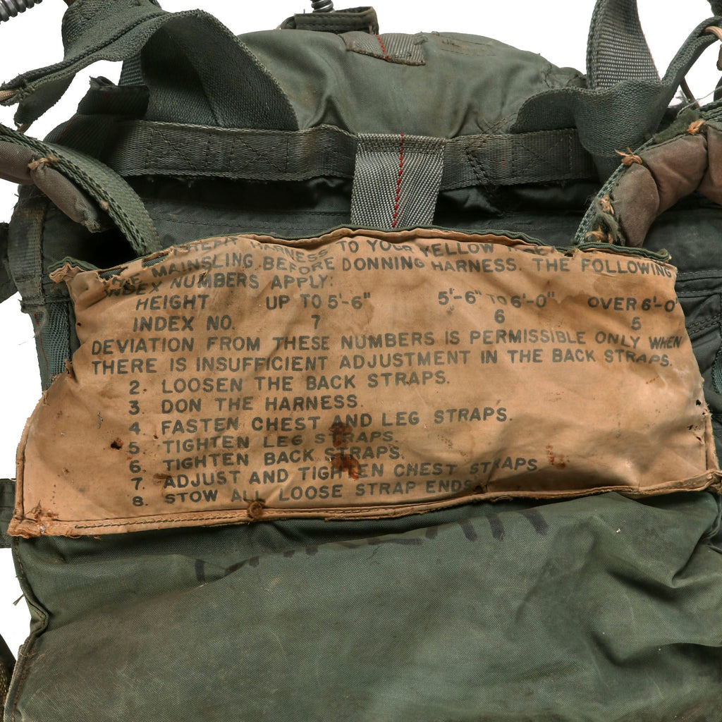 Original U.S. Vietnam War NB-8 Personnel Parachute Assembly With Canop ...