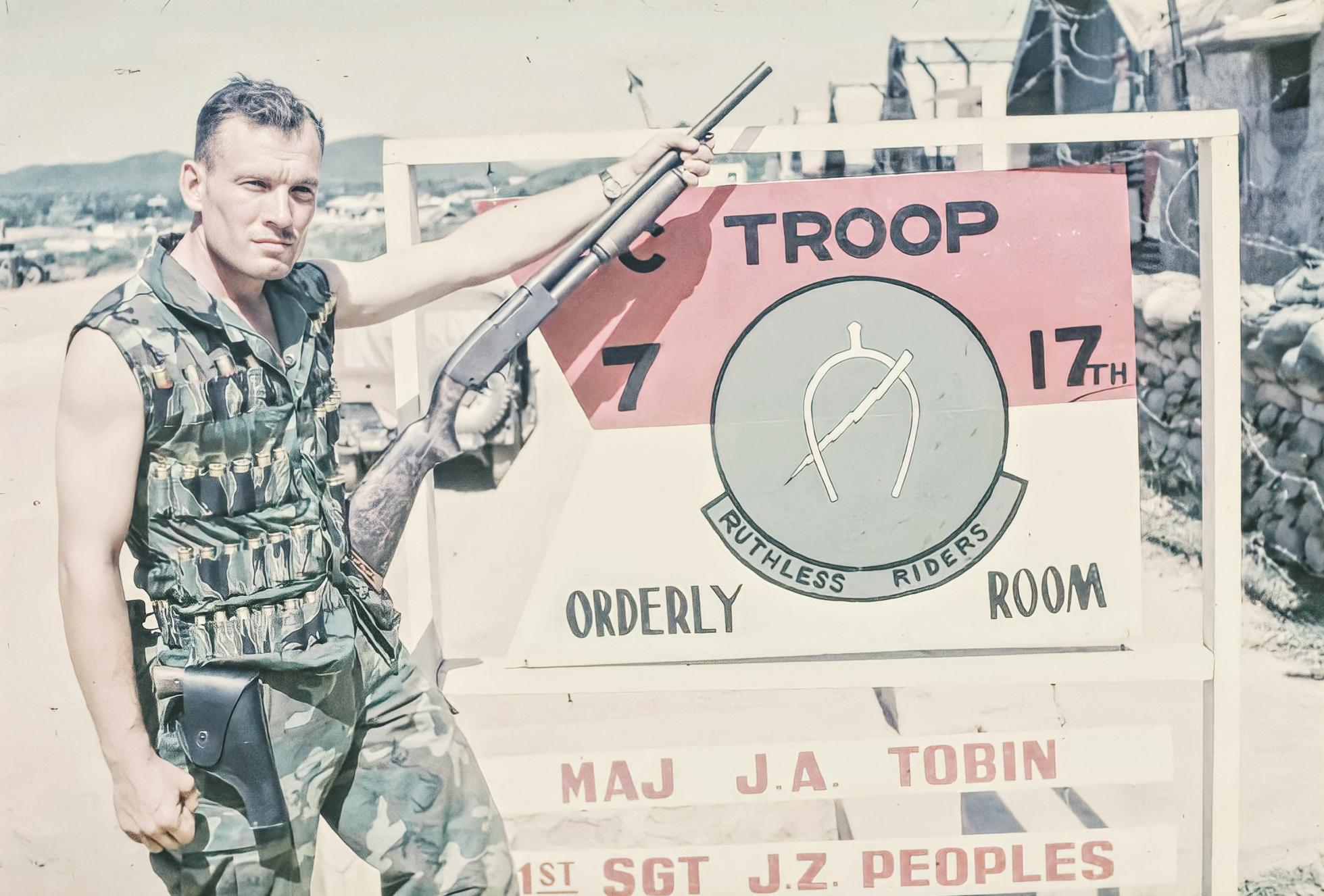 Original U.S. Vietnam War Buccaneer 170th Assault Helicopter Company D ...