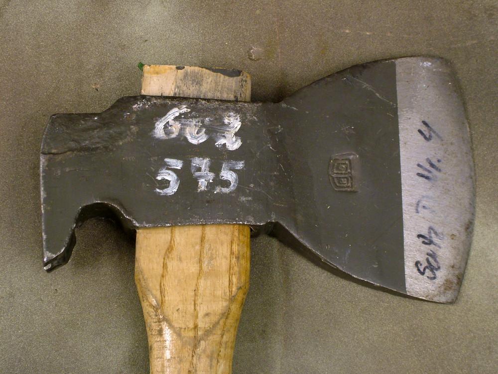 German WW2 type & Post War Military Issue Hatchet, Hammer, Nail Pull ...