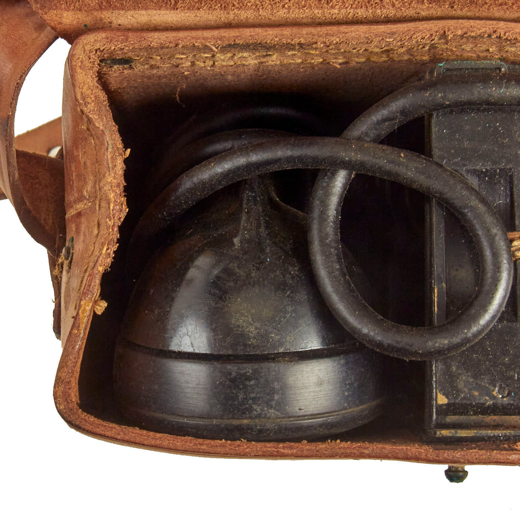 Original U.S. WWII US Army Signal Corps EE-8-B Field Telephone With Le ...
