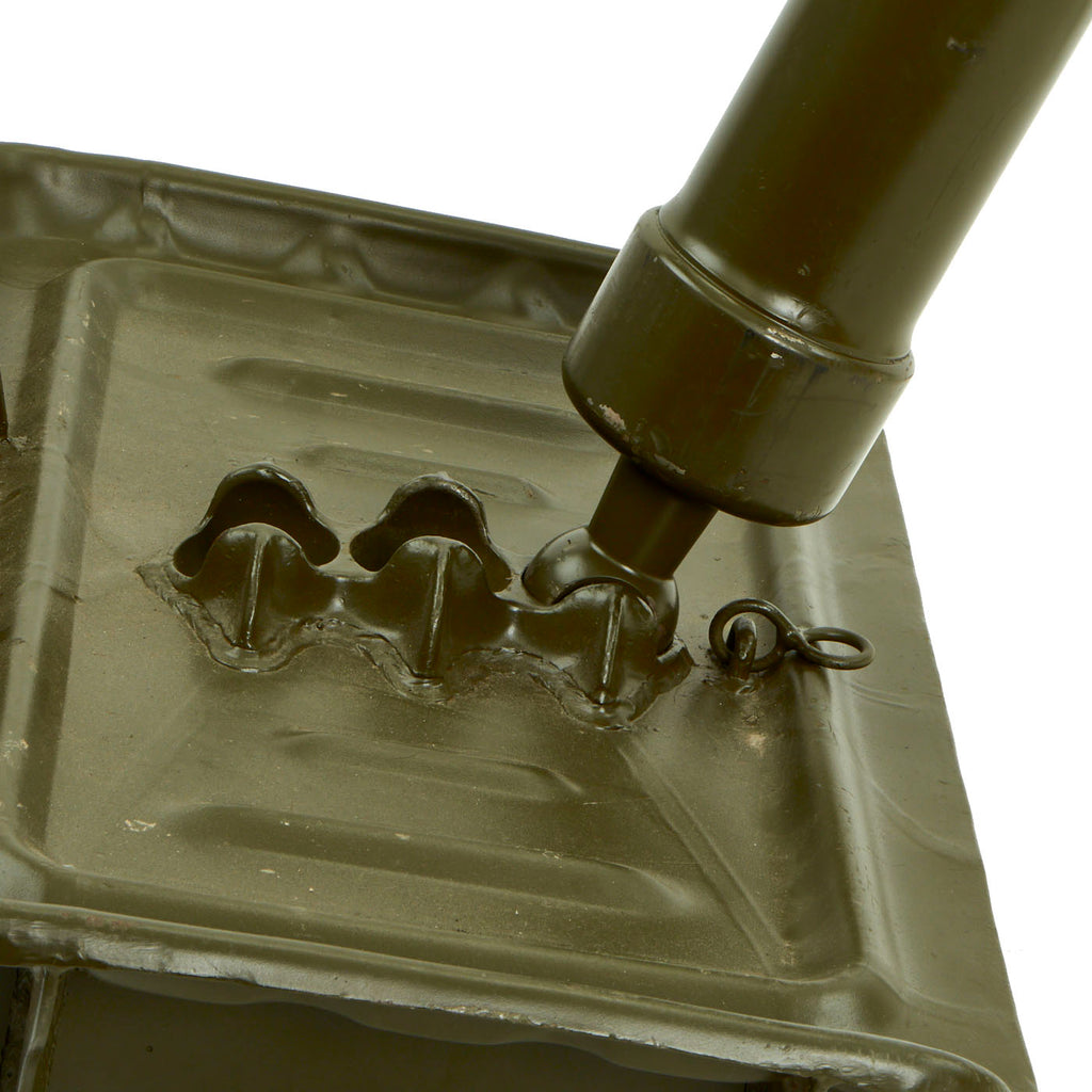 Original U.S. WWII 81mm Display M1 Mortar System With Baseplate and Bi ...