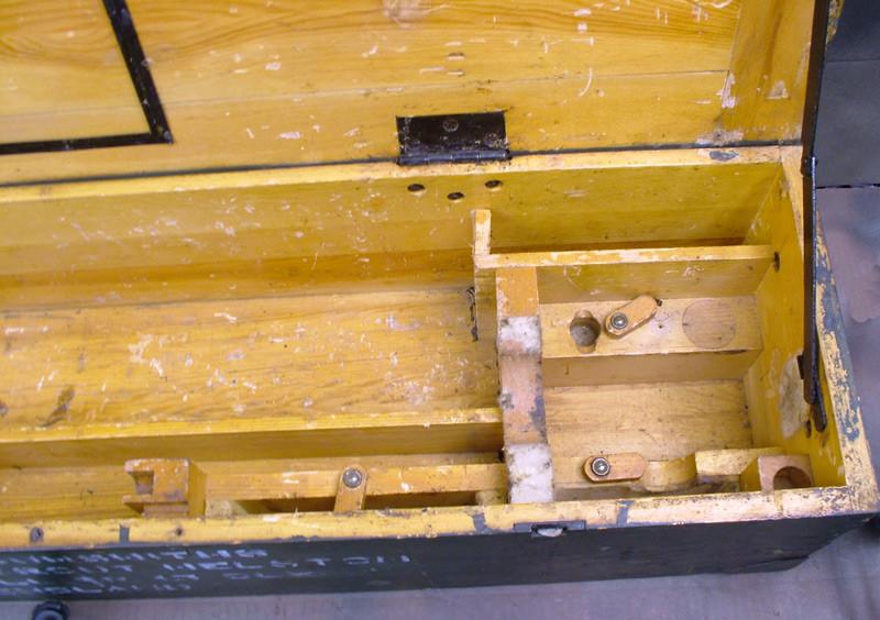 German MG 15 Air-Cooled Wood Transit Chest: WWII (One Only ...