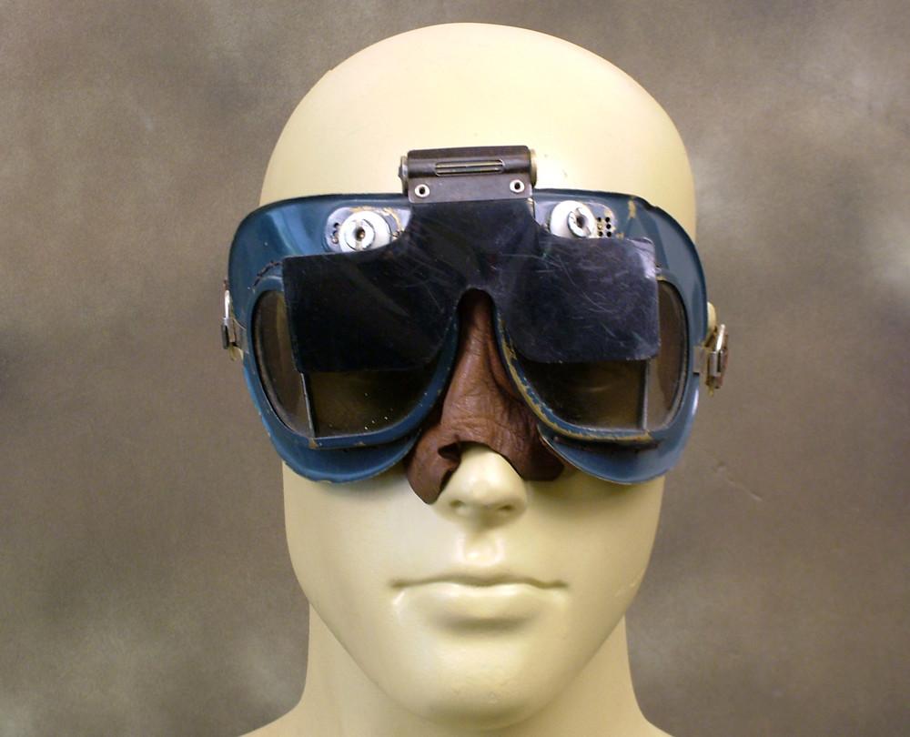 British WW2 RAF Spitfire Fighter Pilot Goggles: Flip Sun Shield (One ...
