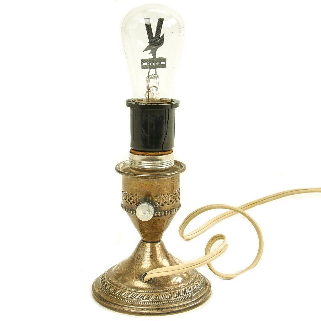 Original U.S. WWII Aerolux V for Victory Aerolux Figural Filament Ligh ...