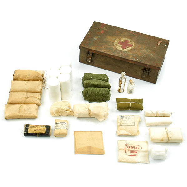 Original German WWII Verbandkasten Medic First Aid Set in Green Steel ...