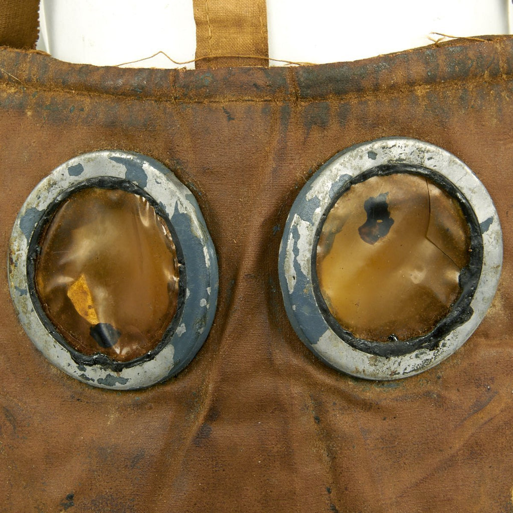 Original French WWI M2 Gas Mask Dated 1917 – International Military ...