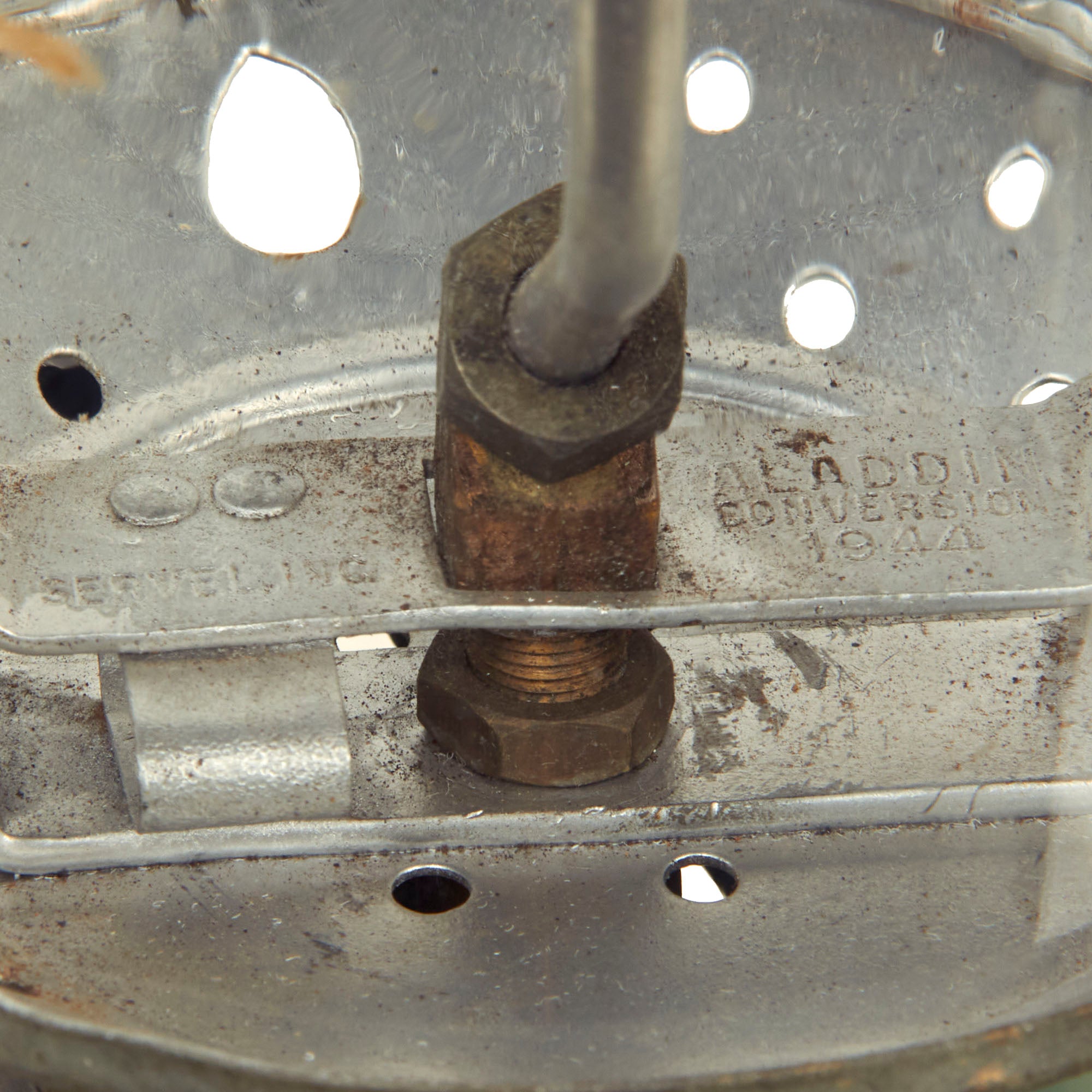 Original U.S. WWII 1945 Dated Coleman 252 Milspec Gasoline Lantern wit ...