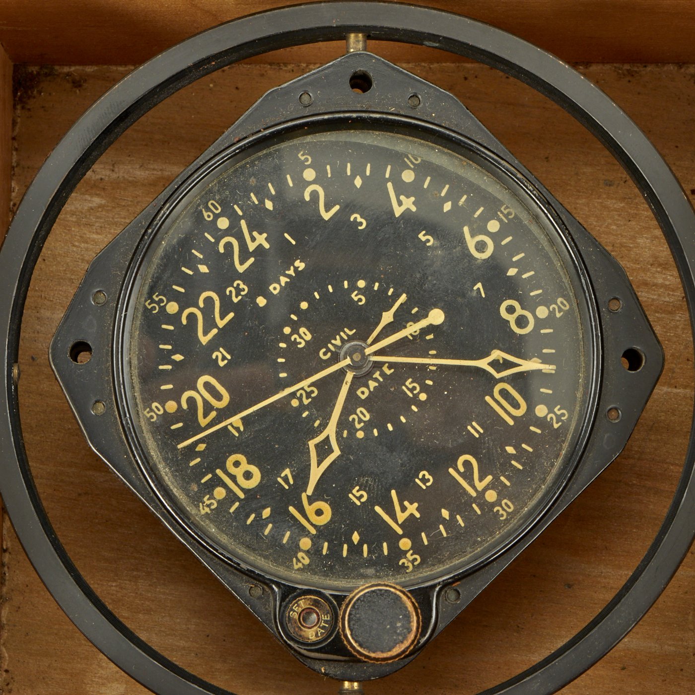 Original WWII U.S. CDIA 88-C-590 8 Day Clock for Aircraft by Waltham w ...