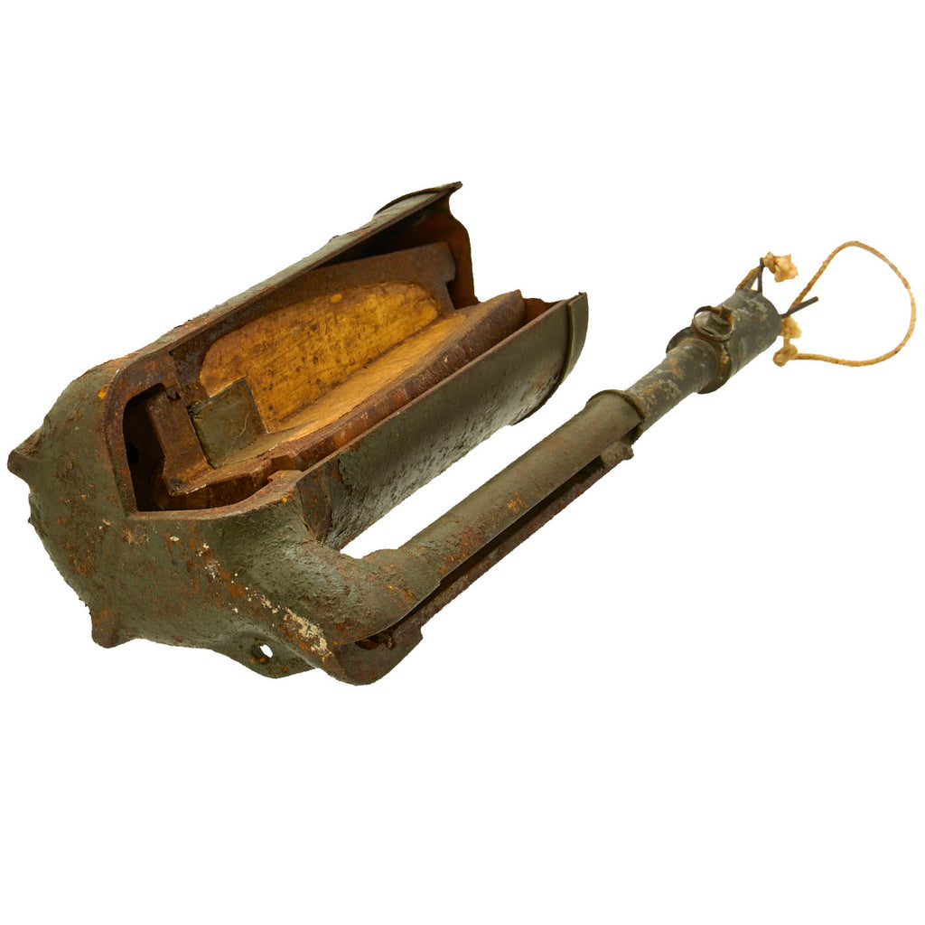 Original U.S. WWII M2A4 Bounding Anti-Personnel Mine With M6A1 Pressur ...