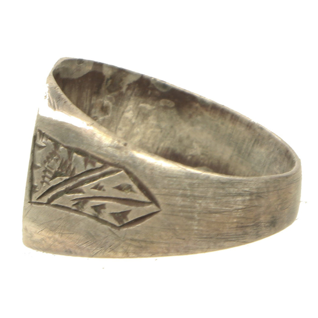 Original U.S. WWII Souvenir Ring Set - Naples 1945, Manila & U.S. Navy ...