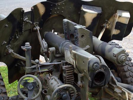 RUSSIAN 1944 MODEL 85mm ANTI TANK GUN – International Military Antiques