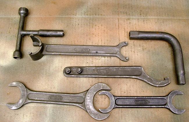 German 35/36 Antitank Artillery Tool Set: Original WWII Issue ...