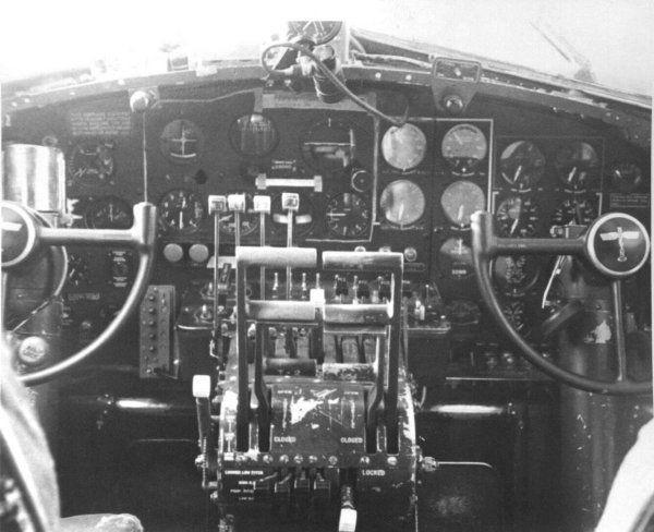 Original U.S. WWII B-17 BOEING Flying Fortress Pilot Control Column and ...