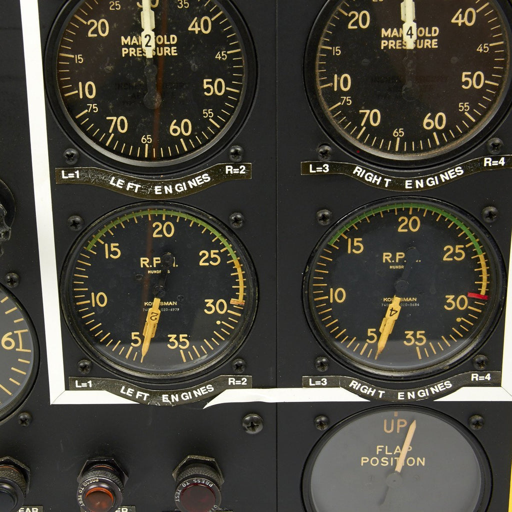 Original U.S. WWII Boeing B-17 Flying Fortress Cockpit Instrument ...