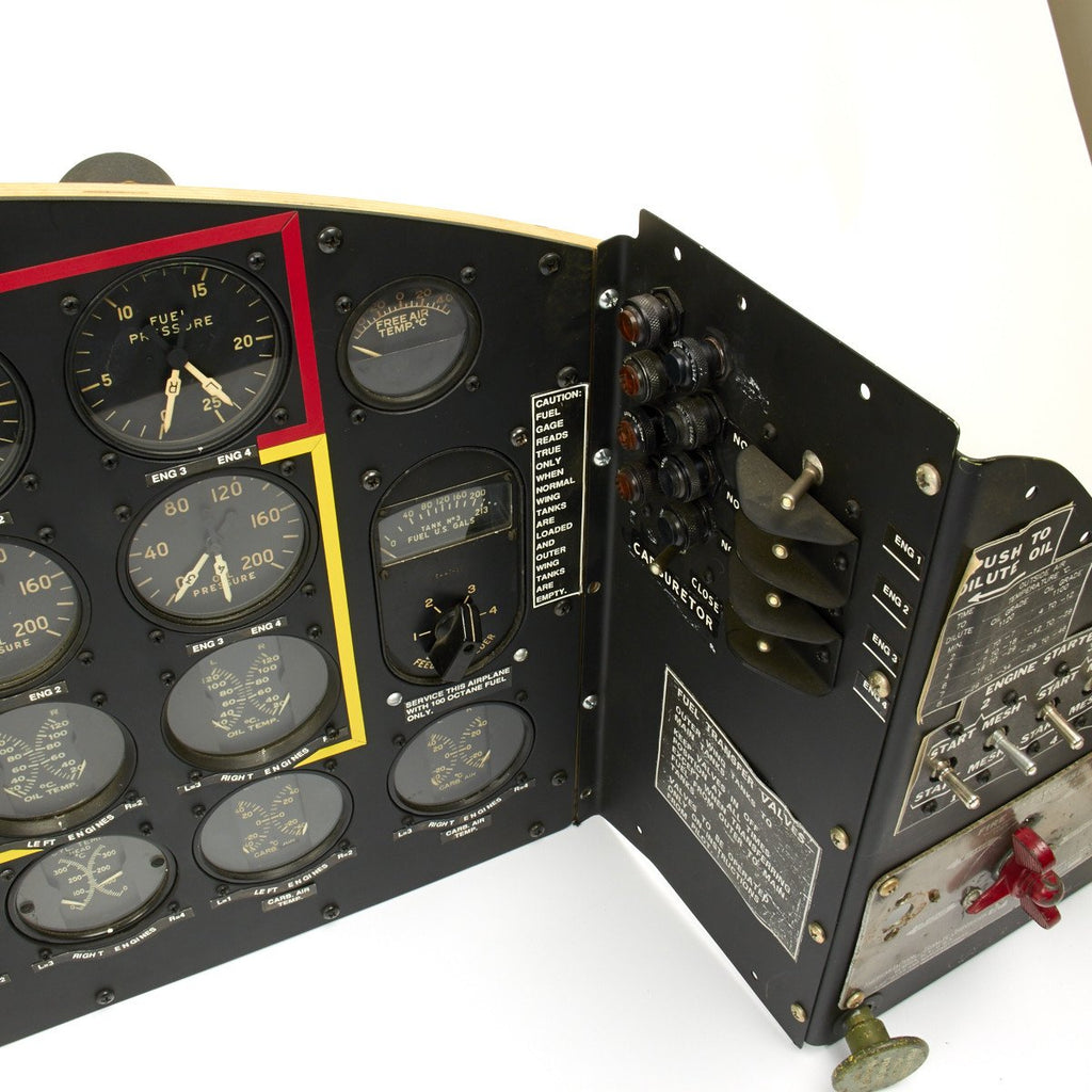 Original U.S. WWII Boeing B-17 Flying Fortress Cockpit Instrument ...