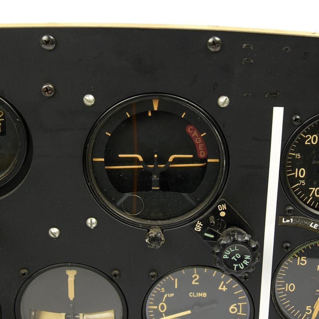 Original U.S. WWII Boeing B-17 Flying Fortress Cockpit Instrument ...