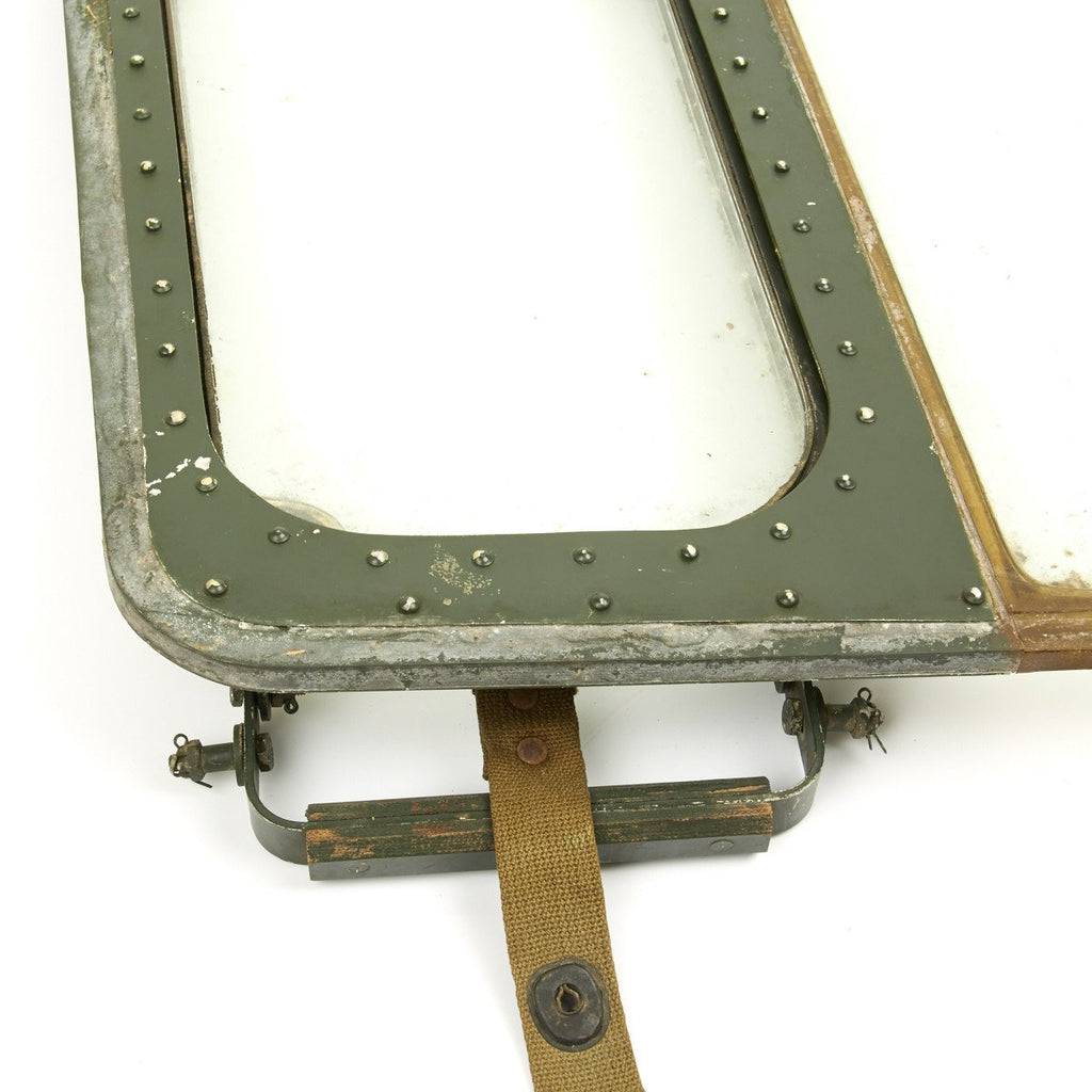 Original U.S. WWII Boeing B-17 Flying Fortress Copilot Cockpit Front ...