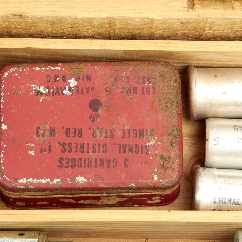 Original WWI & WWII Military Pyrotechnic Signal Collection ...